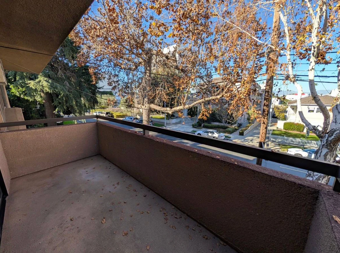 SHERMAN OAKS!!! Отличная локация!!! Прямой договор БЕЗ риелторских ...